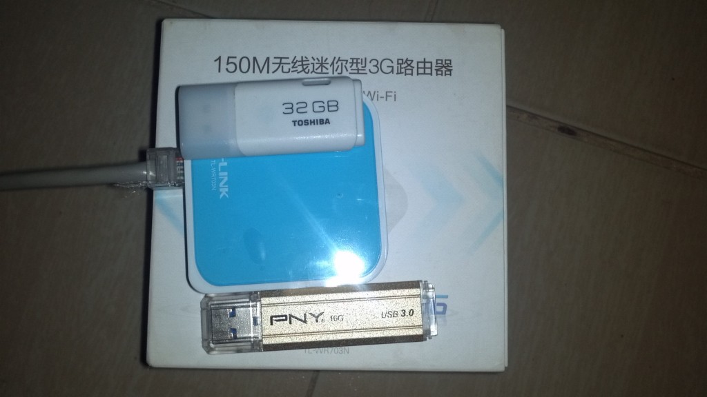 [分享]拆TP-Link WR703N v1.6 便携式3G无线路由器 - 霸王硬上弓's Blog